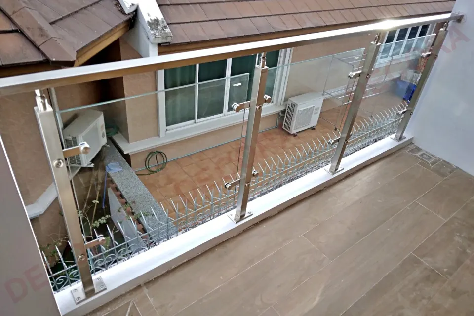 บ้านคุณนิธิศา - DECORA